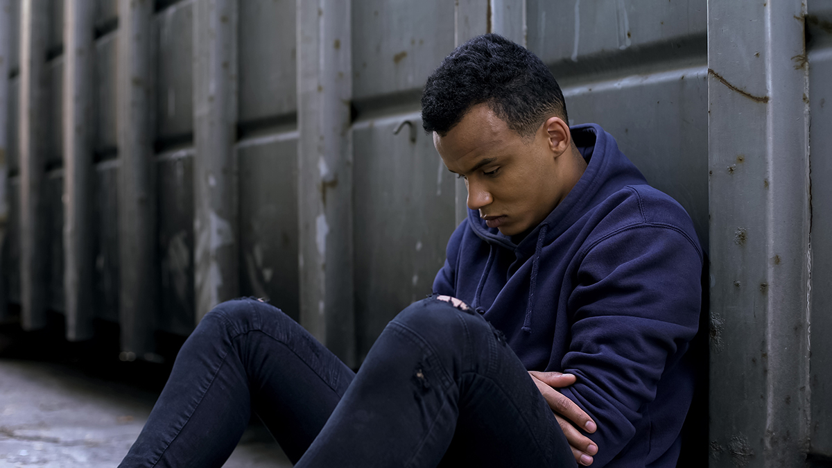 Signs and Symptoms of an Inhalant Addiction | Beach House